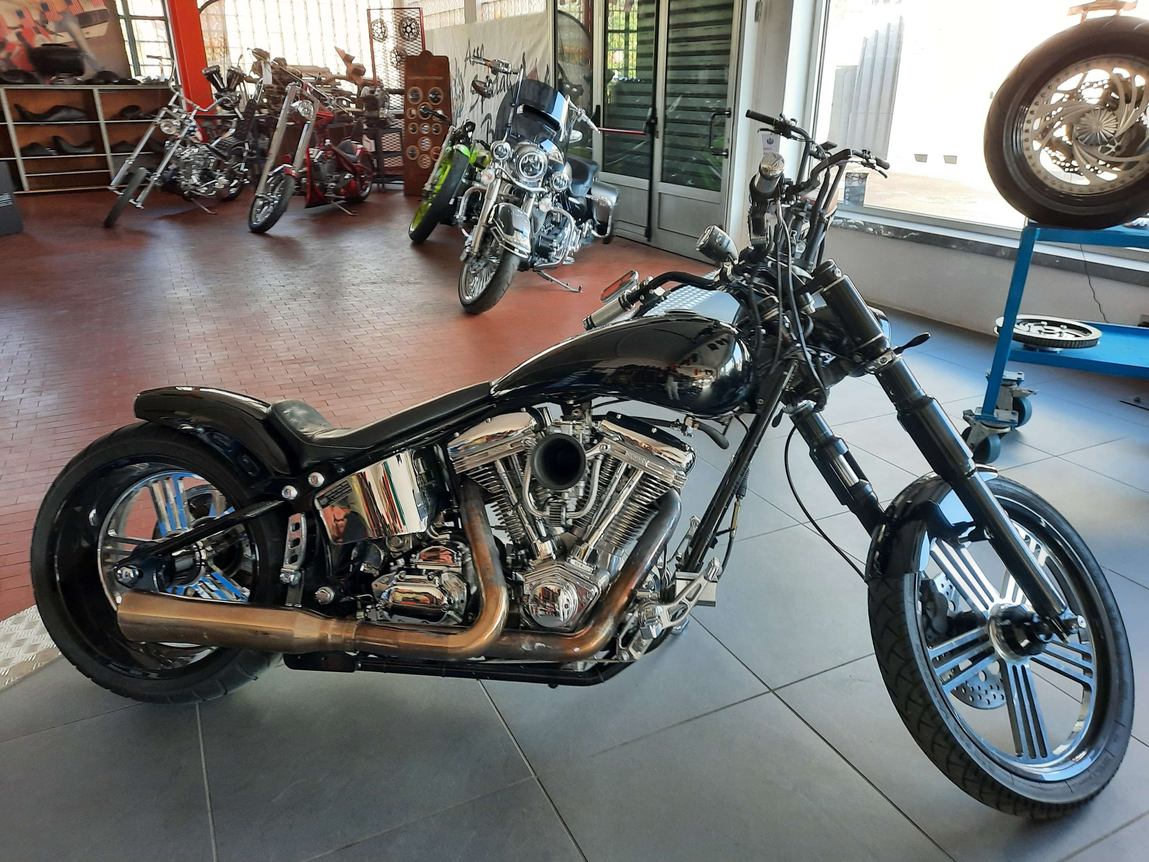 Harley-Davidson H.D. SPECIAL