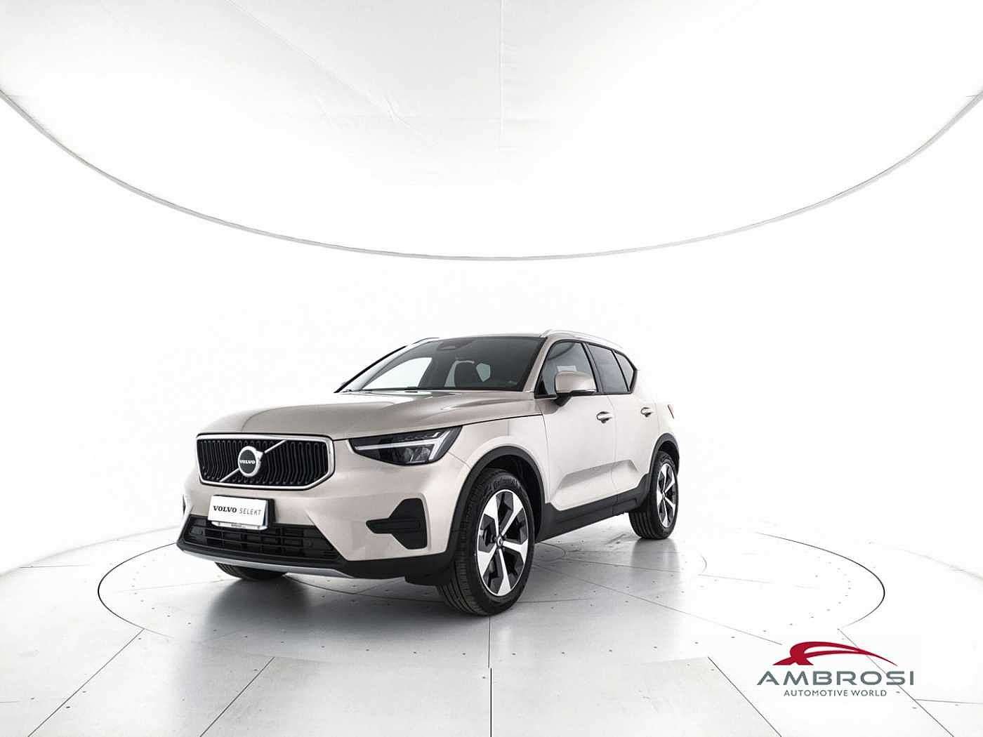 Volvo XC40Mild Hybrid B3 automatico Core