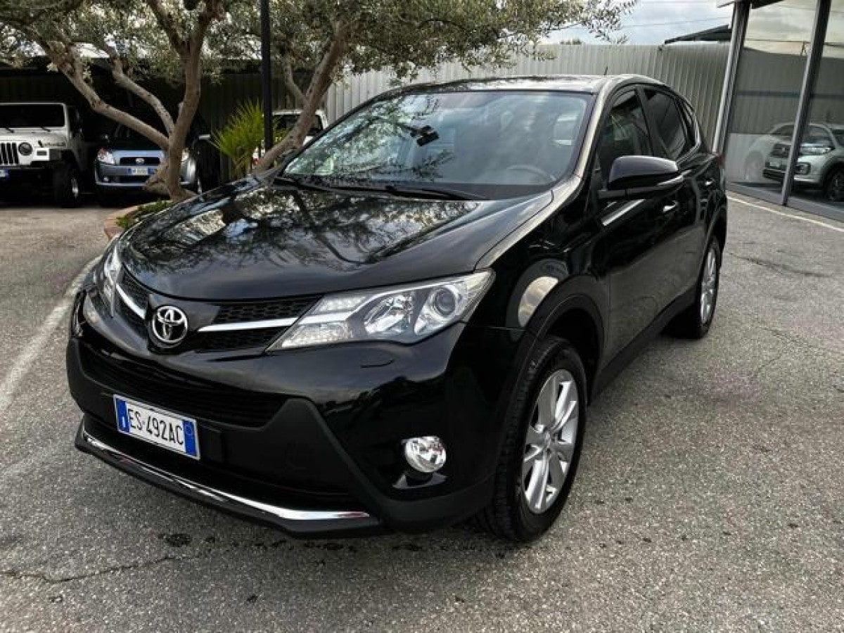 TOYOTA RAV4 4ª serie RAV4 2.2 D-4D 4WD Lounge