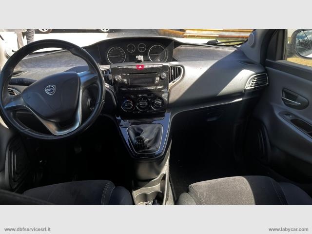 Lancia ypsilon 1.3 mjt 95 cv 5p. s&s gold