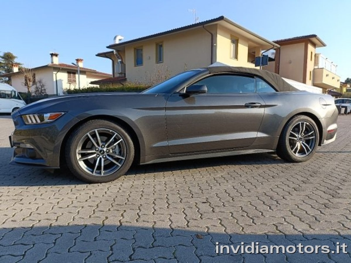 FORD Mustang Mustang Convertible 2.3 EcoBoost aut.