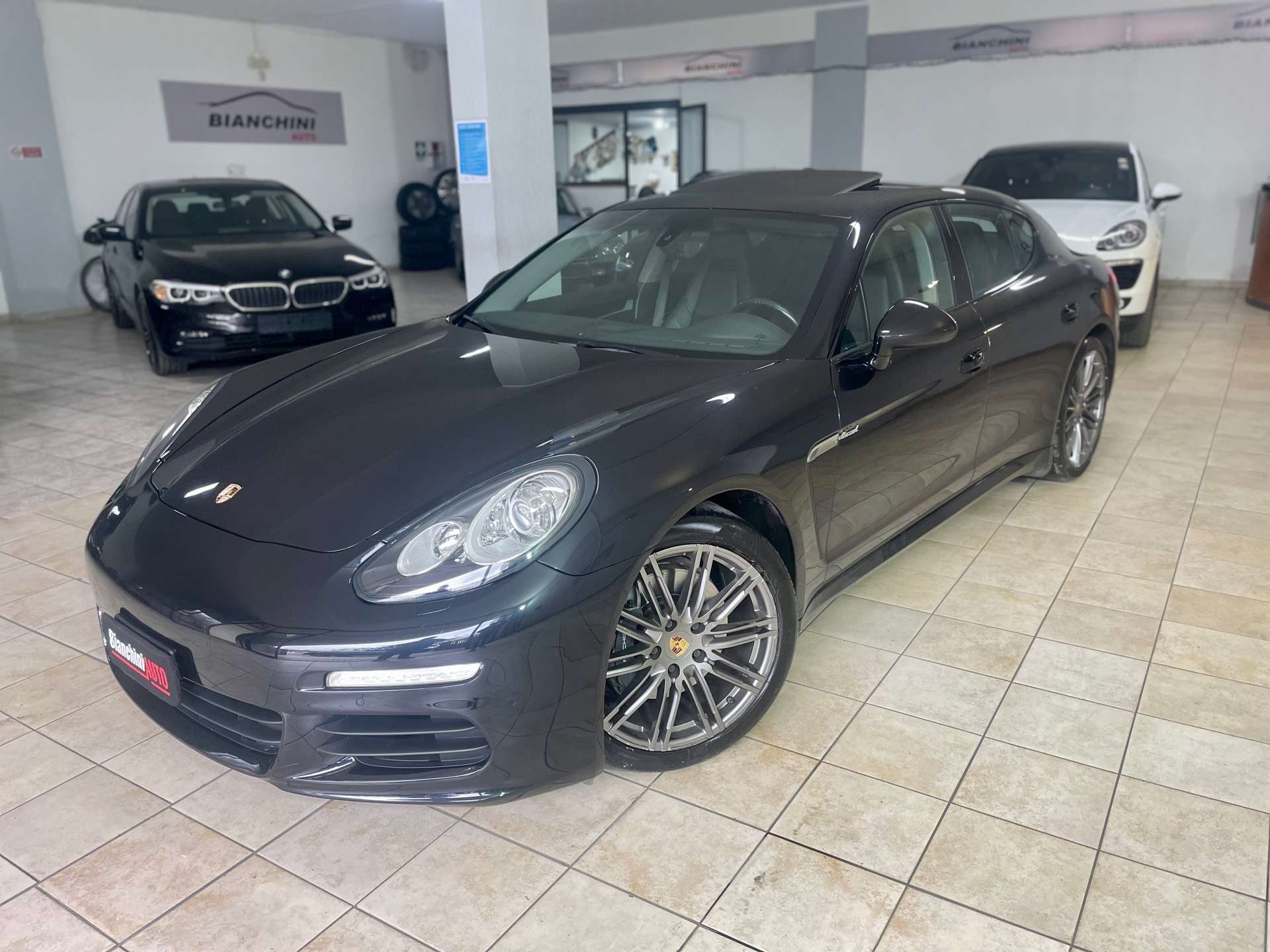 Porsche Panamera3.0 Edition Restyling Tetto Bose