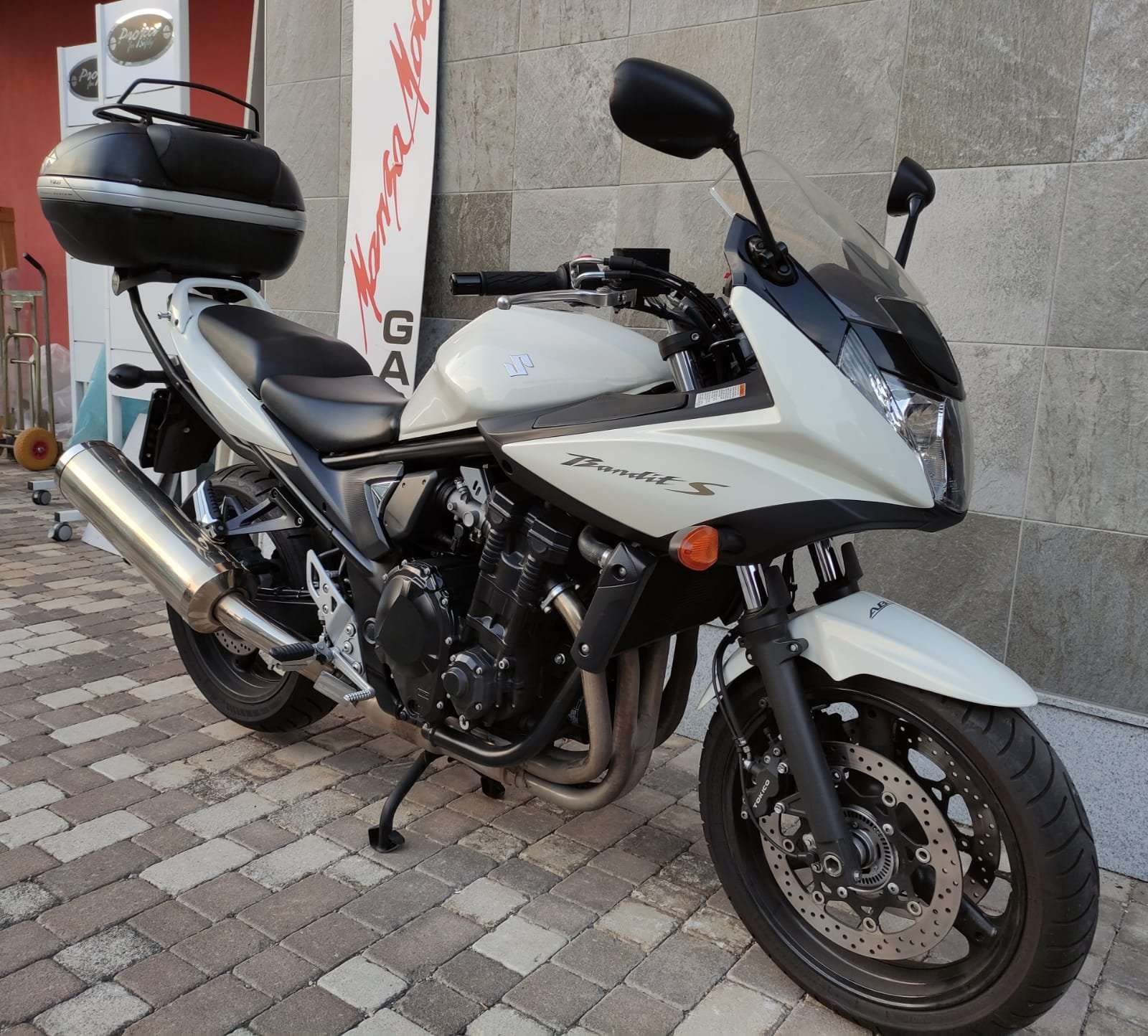 Suzuki GSF 650s