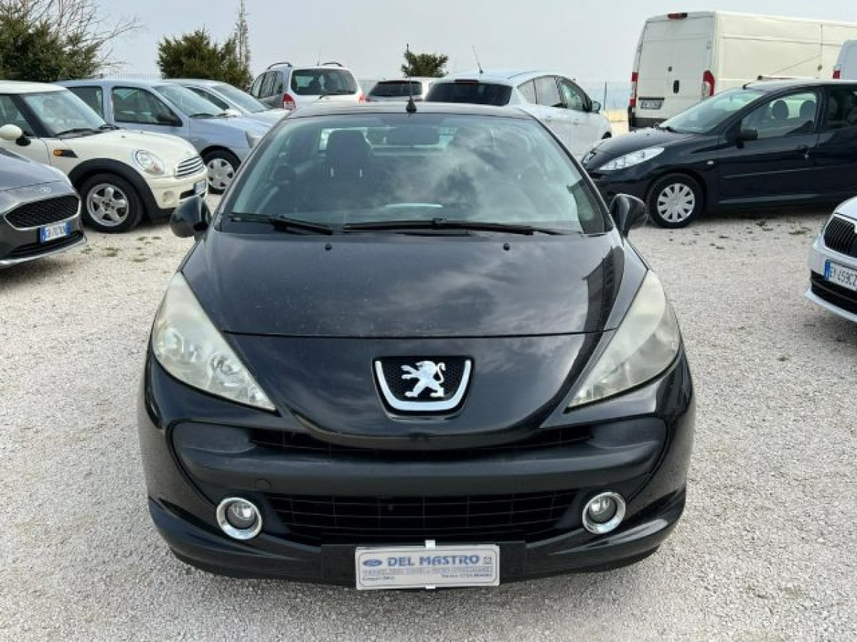 PEUGEOT 207 1.6 VTi 120CV CC Féline