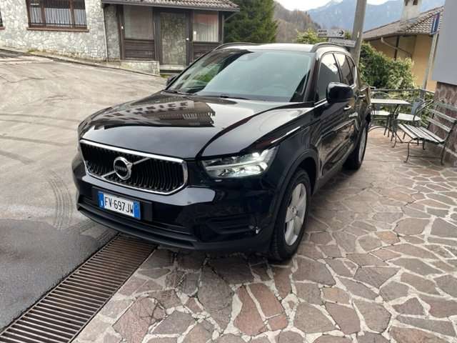 Volvo XC40GEATRONIC MOMENTUM AWD