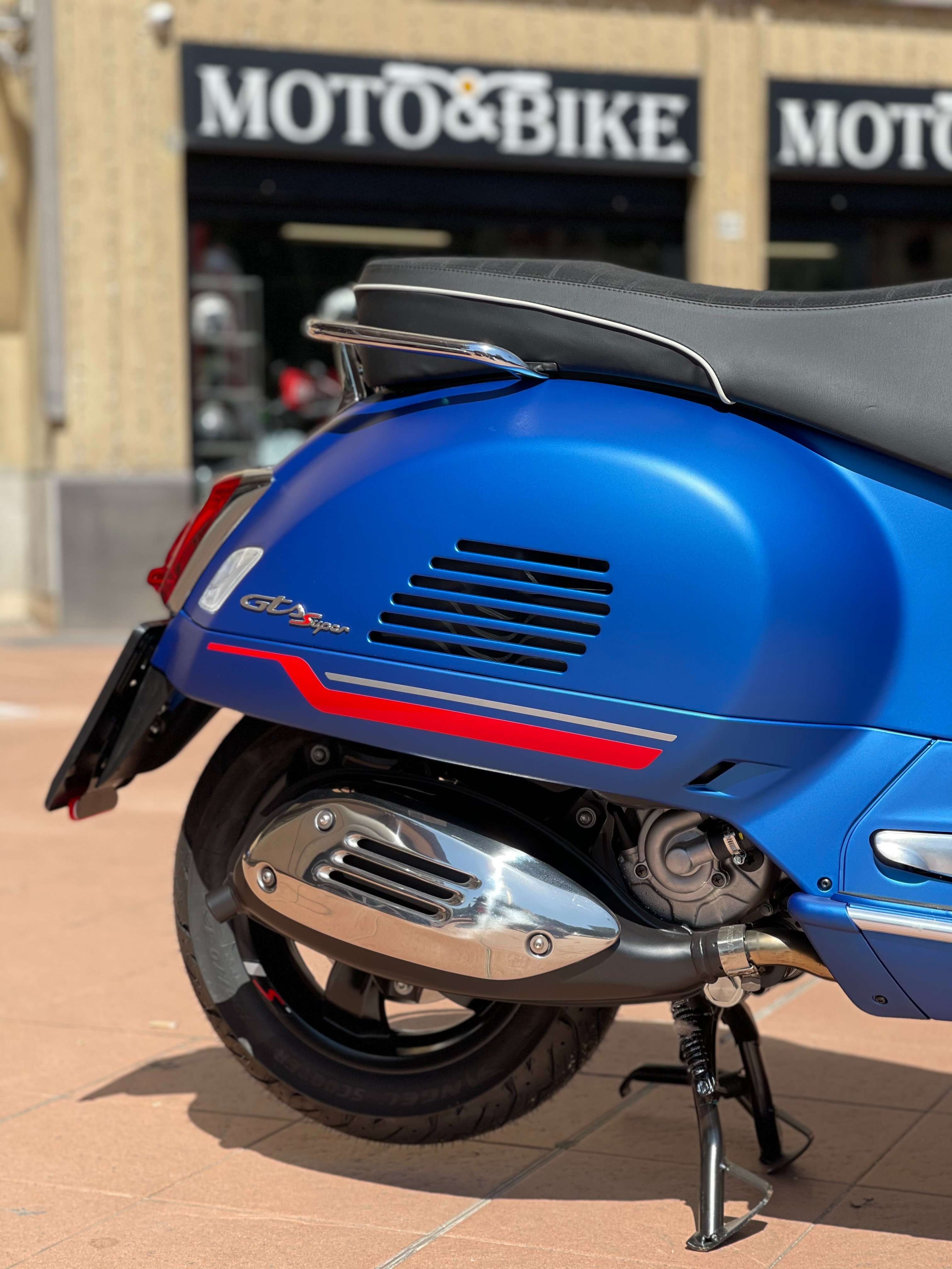 Vespa GTS Super Sport