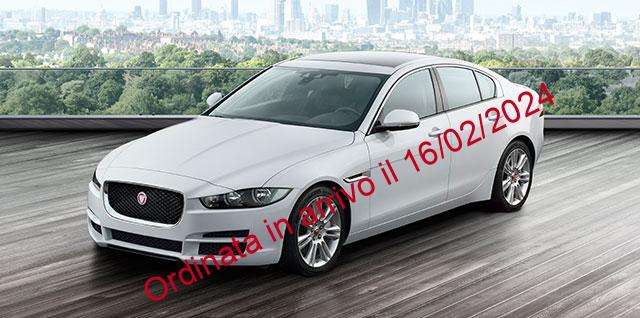 Jaguar XE2.0 250 CV aut. R-Dynamic HSE