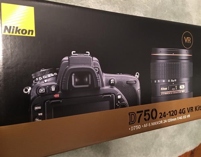 NIKON D750 MP FX-FORMAT FULL HD