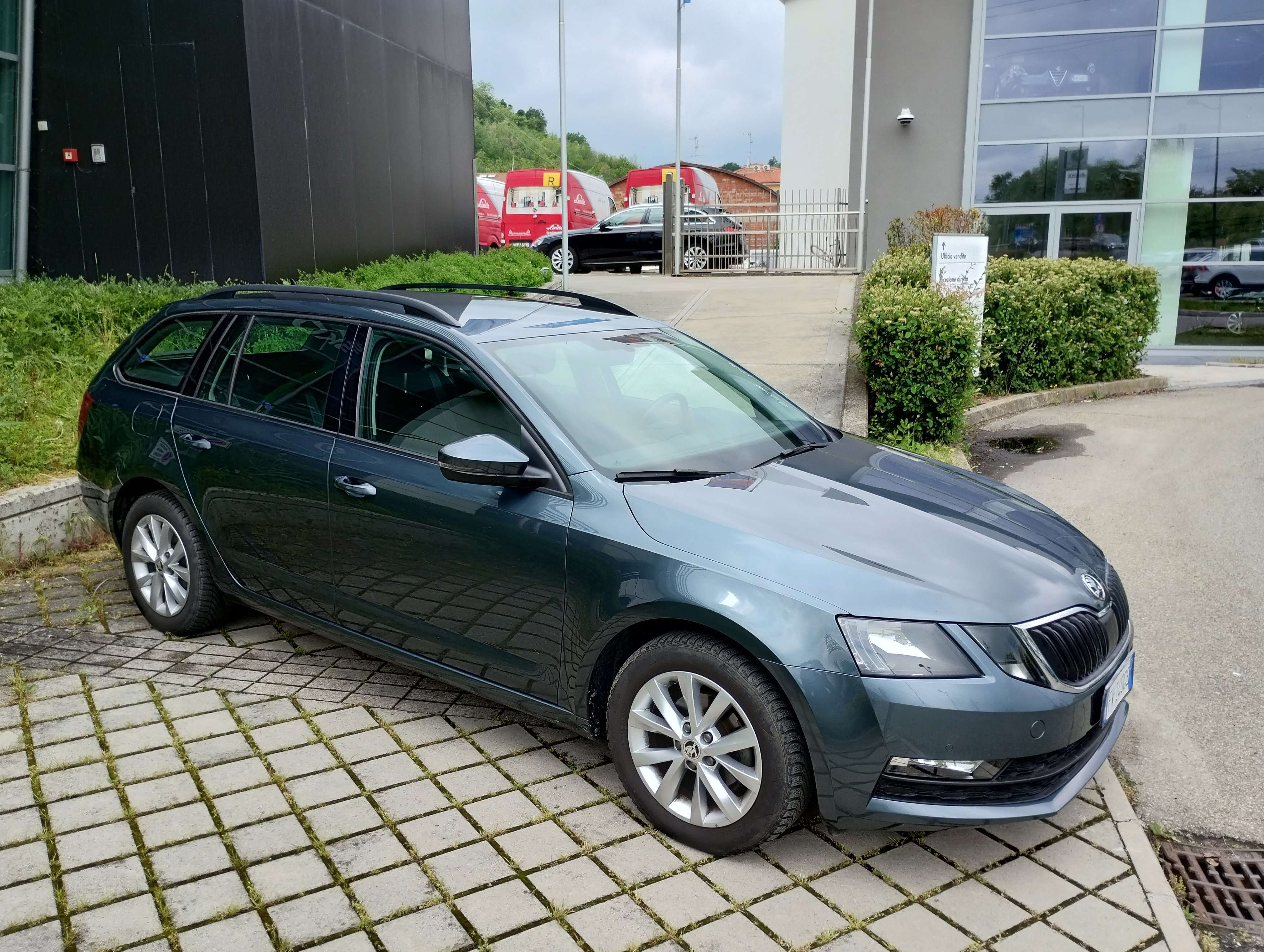 Skoda OctaviaOctavia Wagon 1.6 tdi Executive 115cv dsg