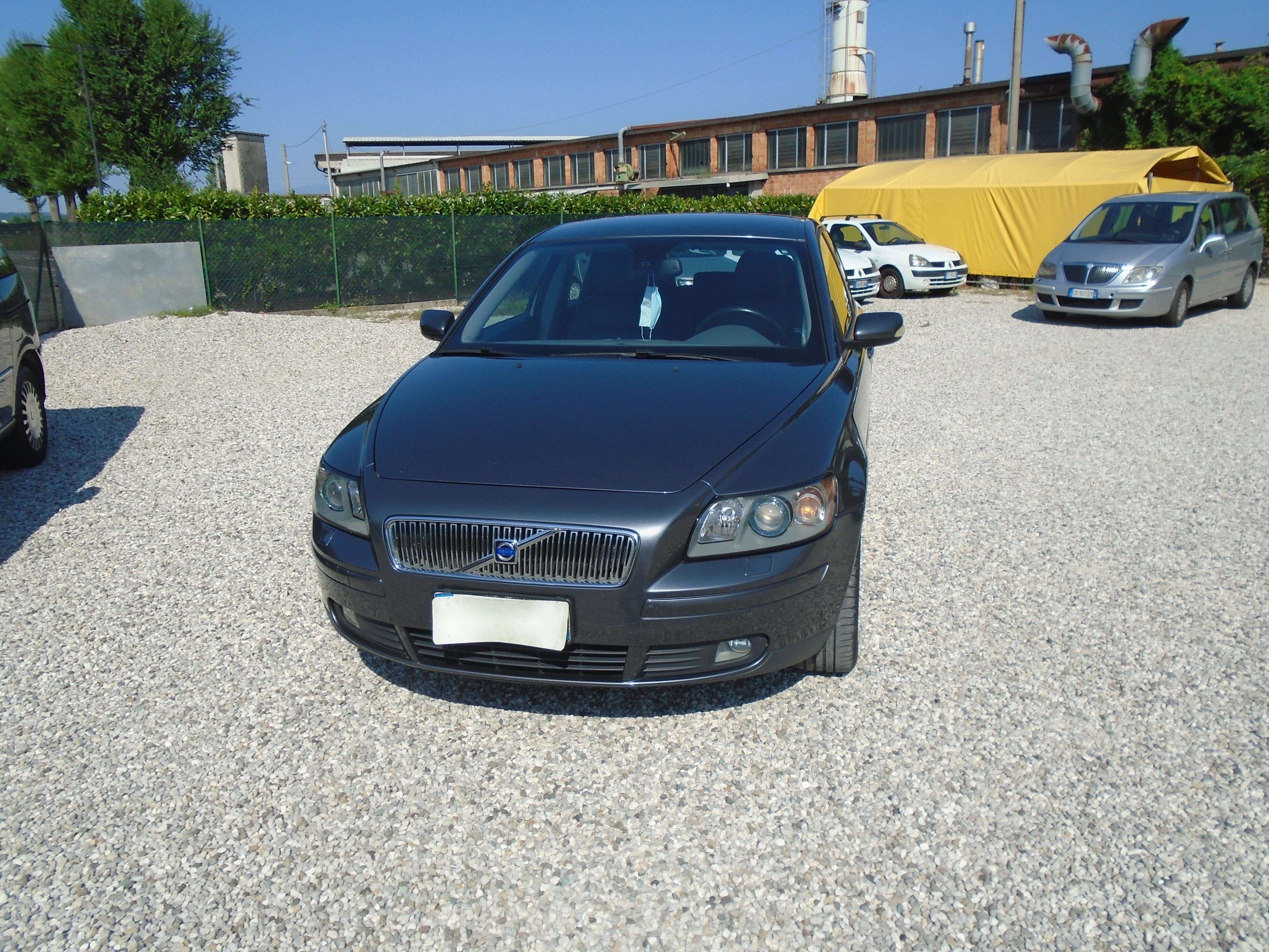 Volvo V502.0 D cat Summum