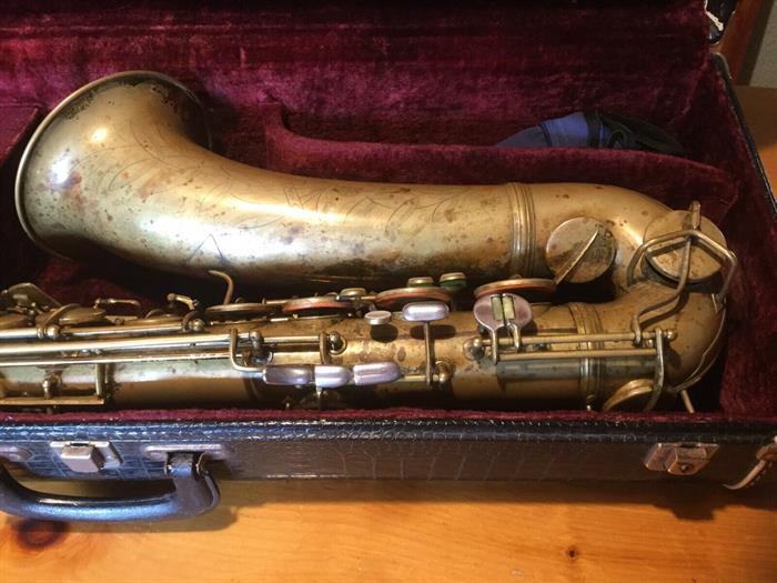 CONNQUEROR TENOR SAX 30M