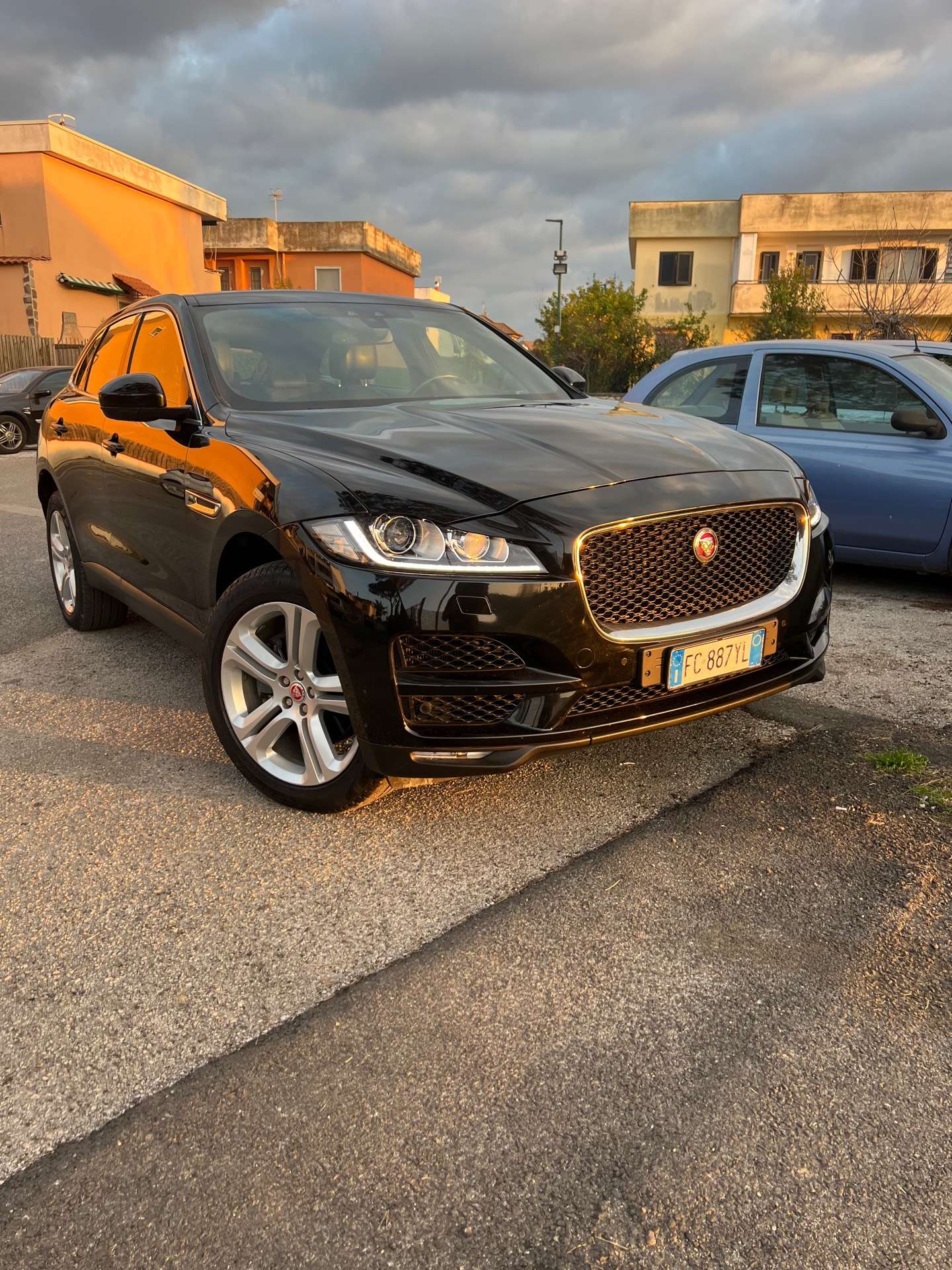 Jaguar F-Pace3.0d V6 Portfolio awd 300cv auto