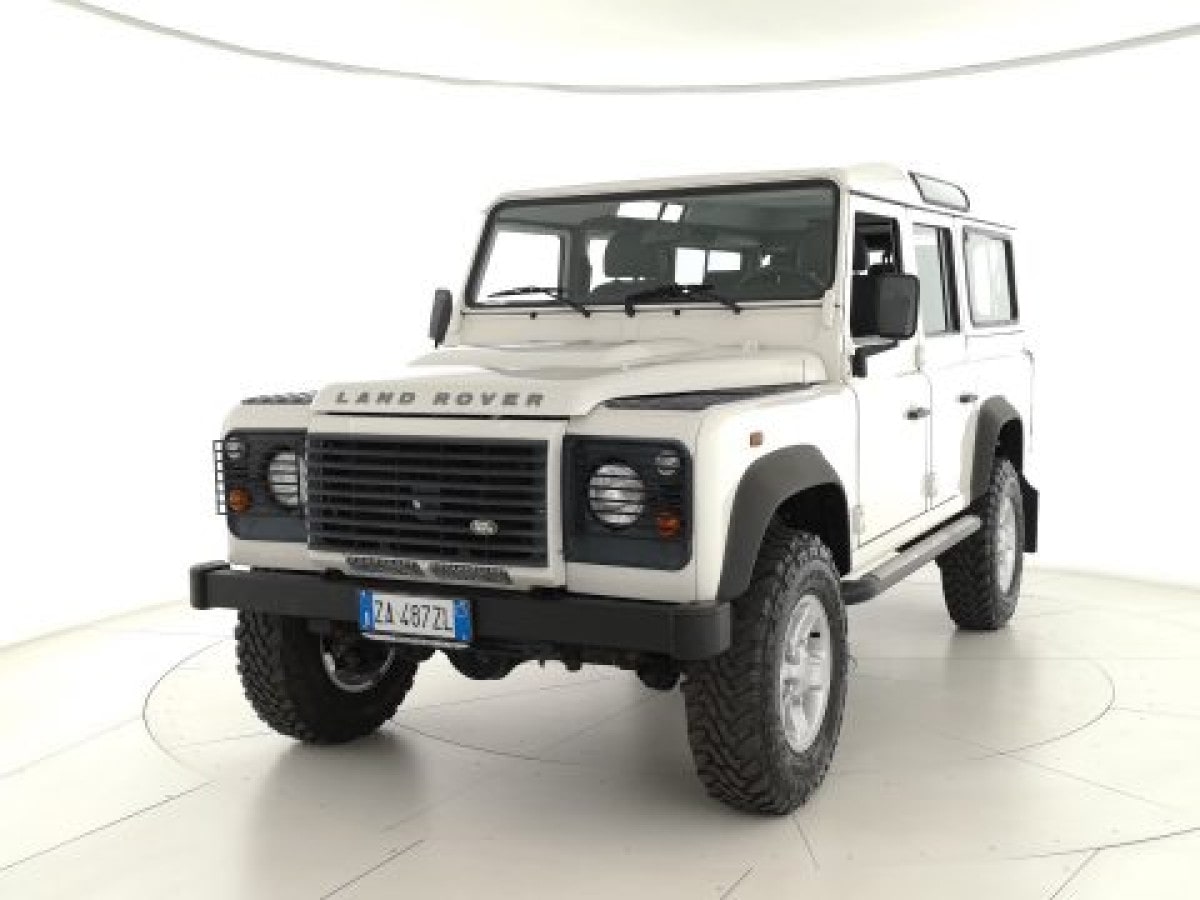 LAND ROVER Defender Defender 90 2.4 TD4 Station Wagon E