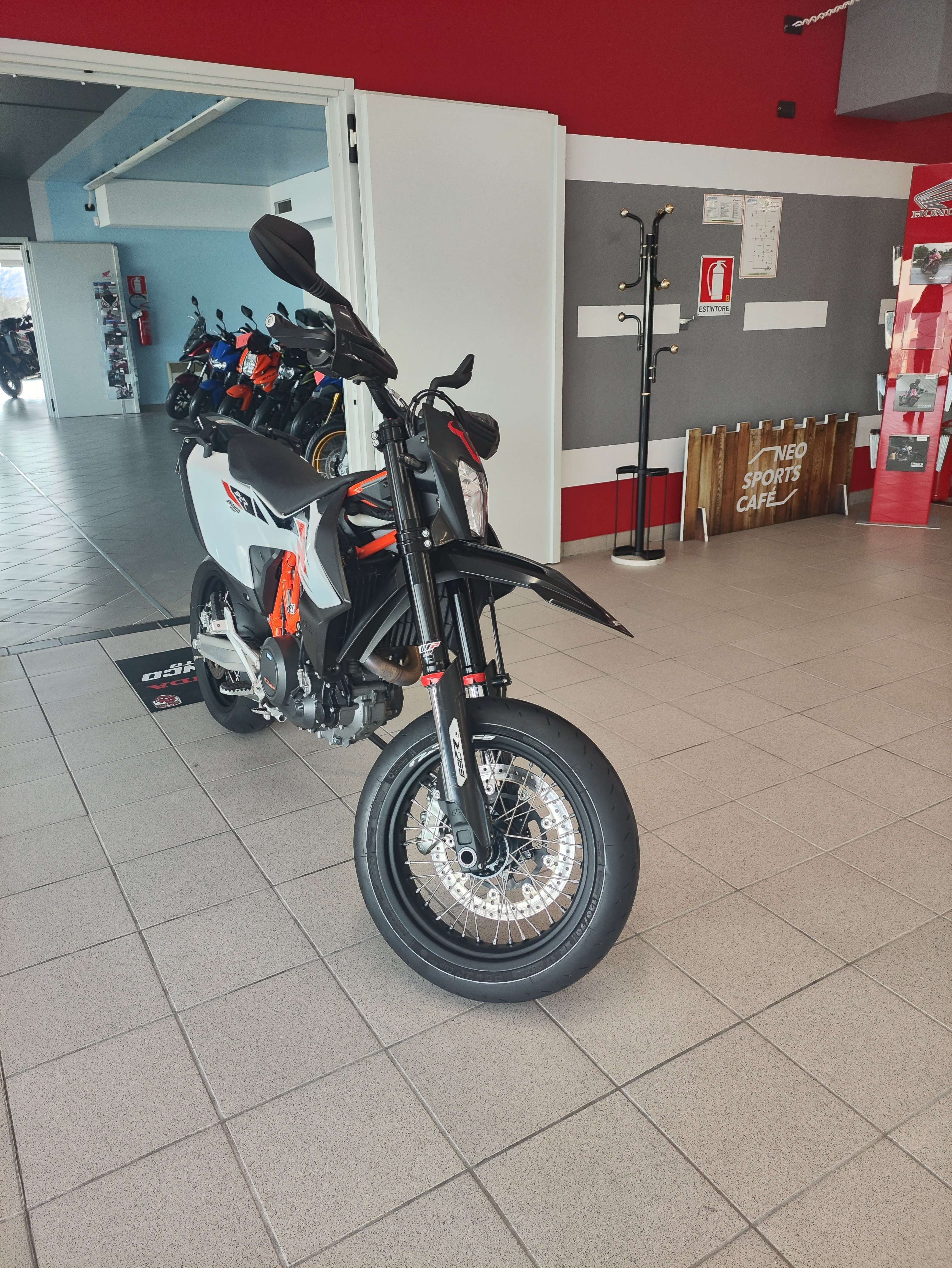 KTM 690 SMCR ABS