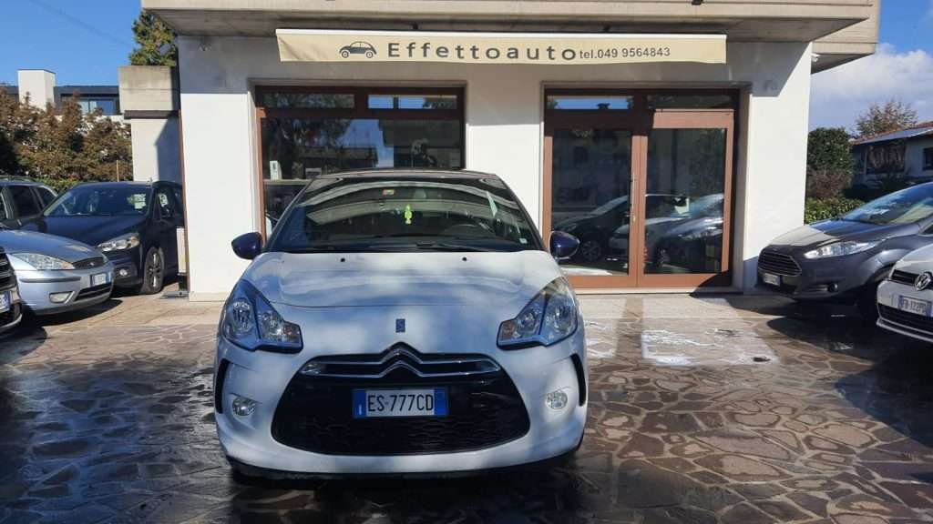 DS Automobiles DS 31.4 HDi 70 Just Black