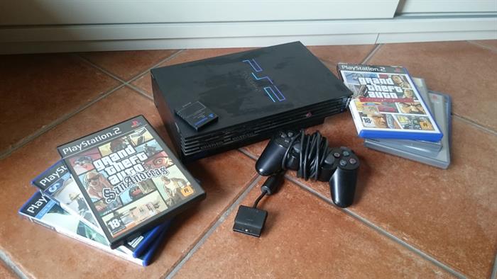 PLAYSTATION 2