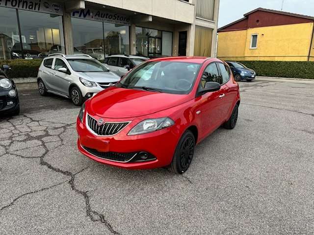 Lancia YpsilonYpsilon 1.2 Silver Gpl 69cv KM 0 PRONTA CONSEGNA