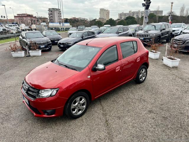 Dacia sandero 1.2 75 cv laurá©ate