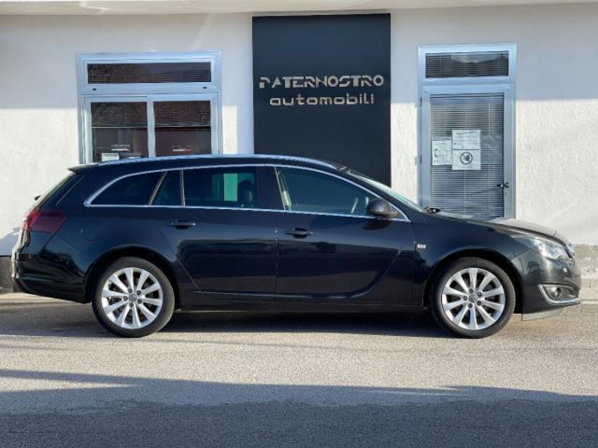 OPEL Insignia 1.6 Turbo 180CV 4 porte