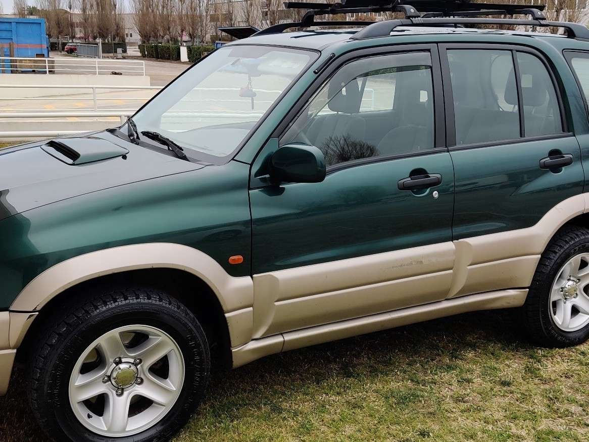 Suzuki Grand Vitara2000 HDI 109 CV