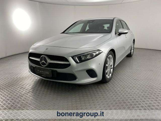 Mercedes-Benz A 250e eq-power Business auto