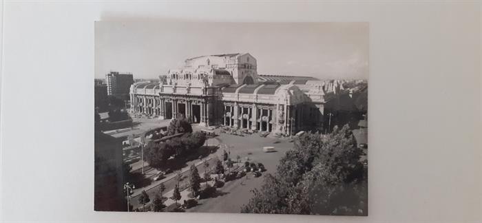 MILANO CARTOLINA POSTALE STAZIONE CENTRALE ANNI 60