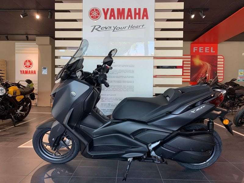 Yamaha X-Max 300