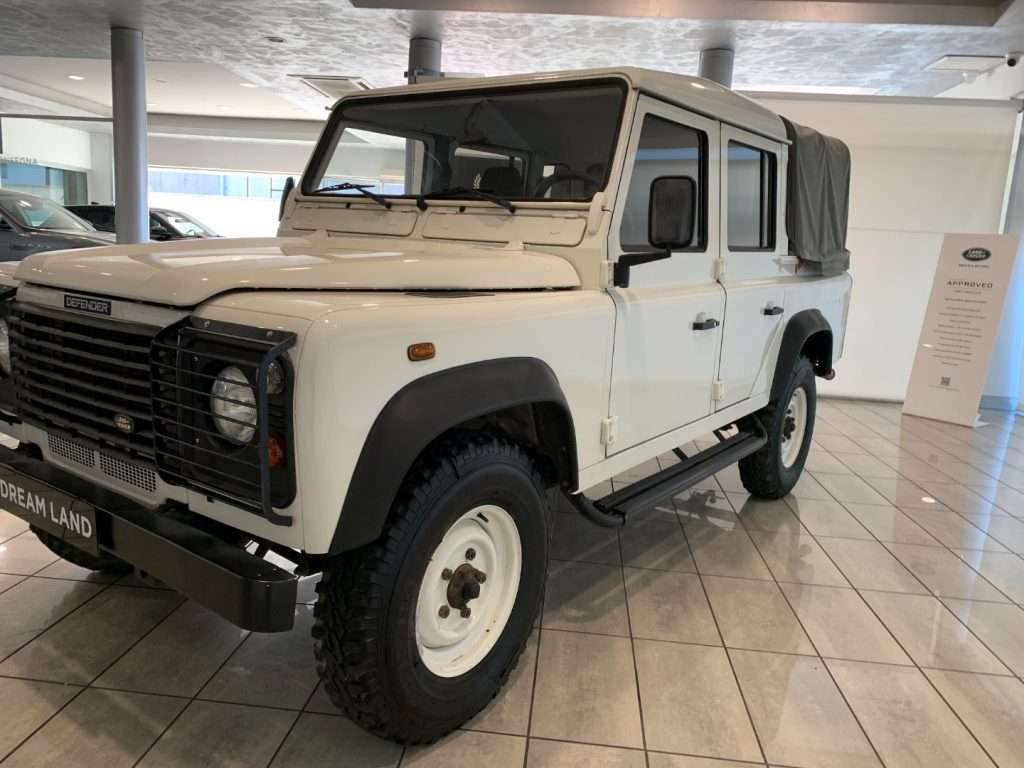 Land Rover Defender110 2.5 Td5 cat Crew Cab E