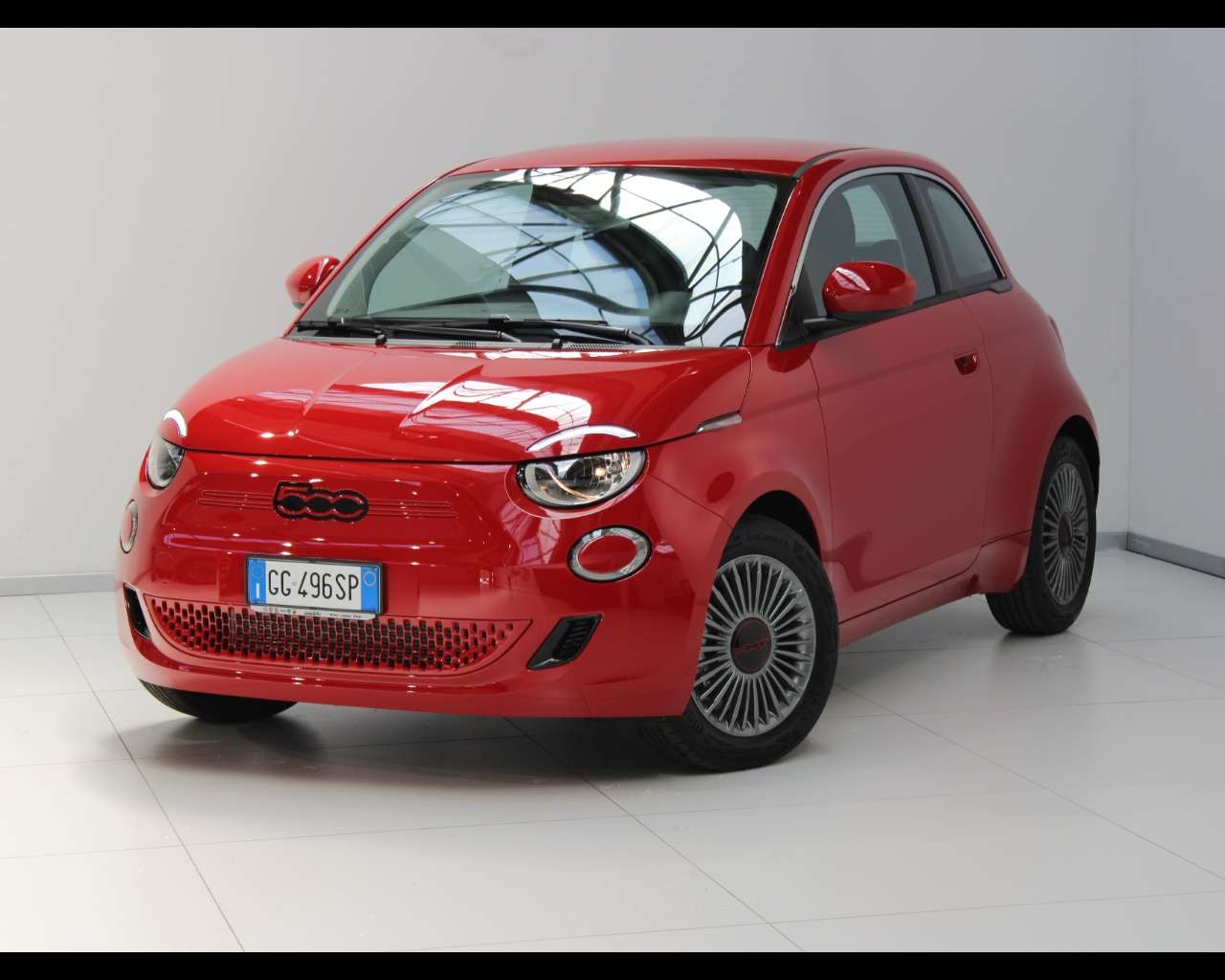 Fiat 500e (Red)