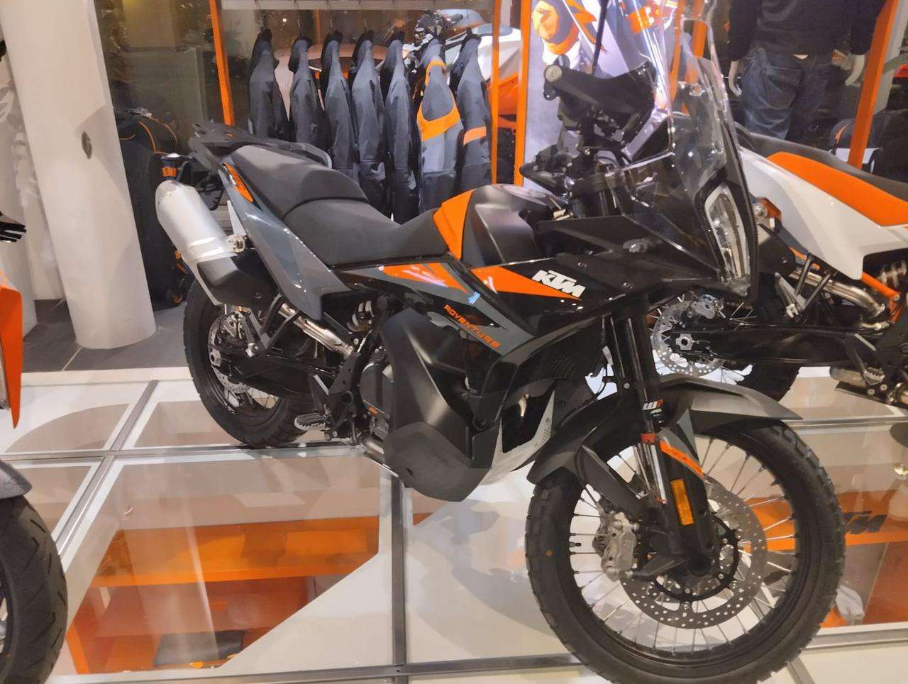 KTM 890 Adventure2023