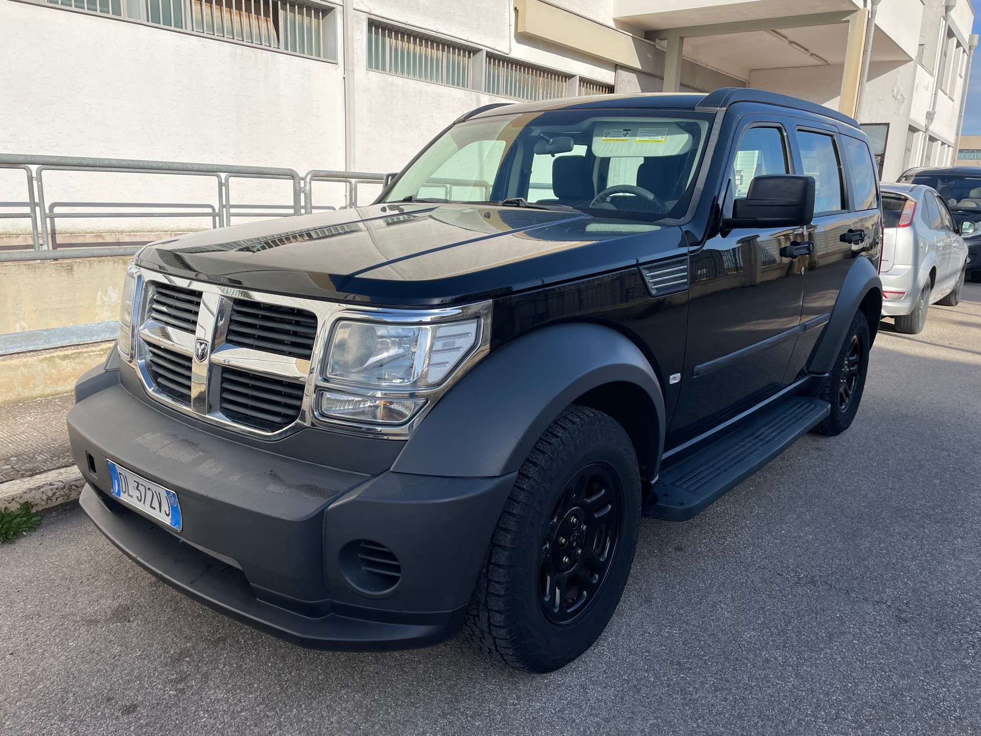 Dodge Nitro2.8 L4 crd 16v SE 4wd auto dpf