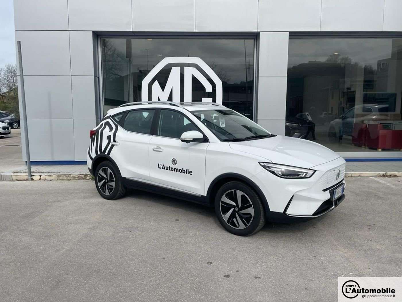 MG ZSZS EV Luxury