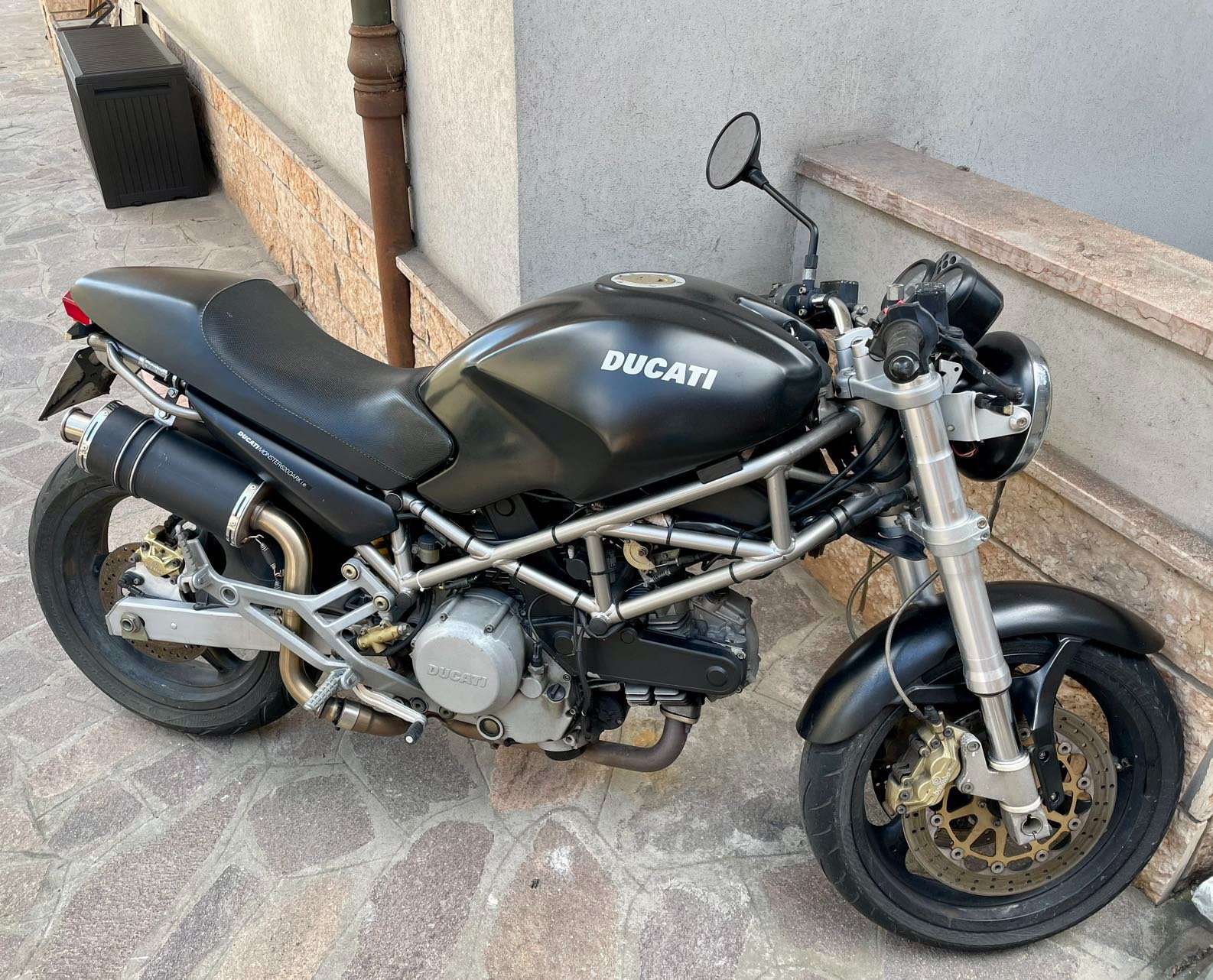 Ducati Monster 620Dark i.e