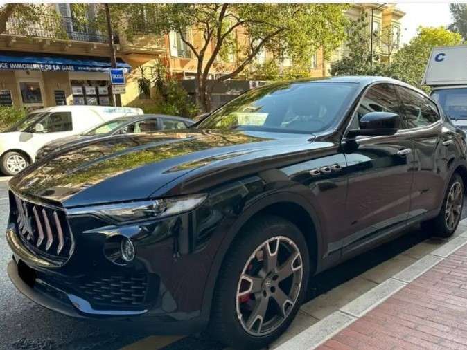 Maserati Levante3.0 V6 250cv auto