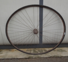 Antica ruota primi prototipi bicicletta