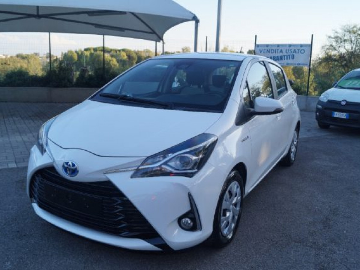 TOYOTA Yaris 3ª serie Yaris 1.5 Hybrid 5 porte Business