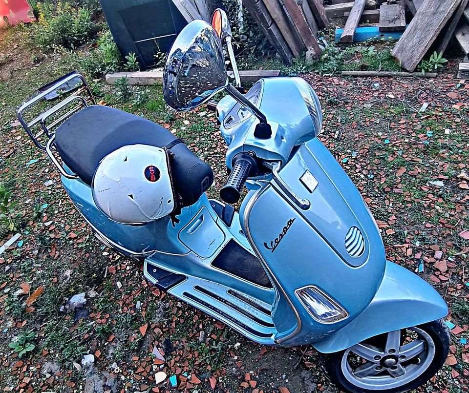 Vespa LX 150