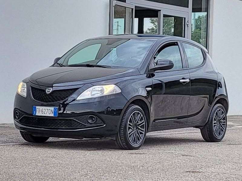 Lancia Ypsilon1.3 MJT 16V 95 CV Gold 26.000 KM.