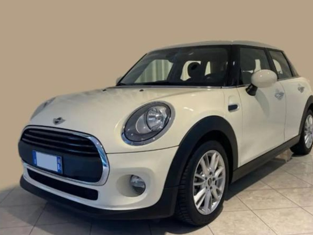 MINI Mini 5 porte (F55) Mini 1.5 Cooper D 5 porte