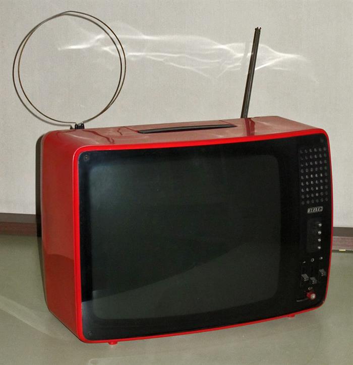 TELEVISORE GBC VINRAGE ANNI `70 GBC