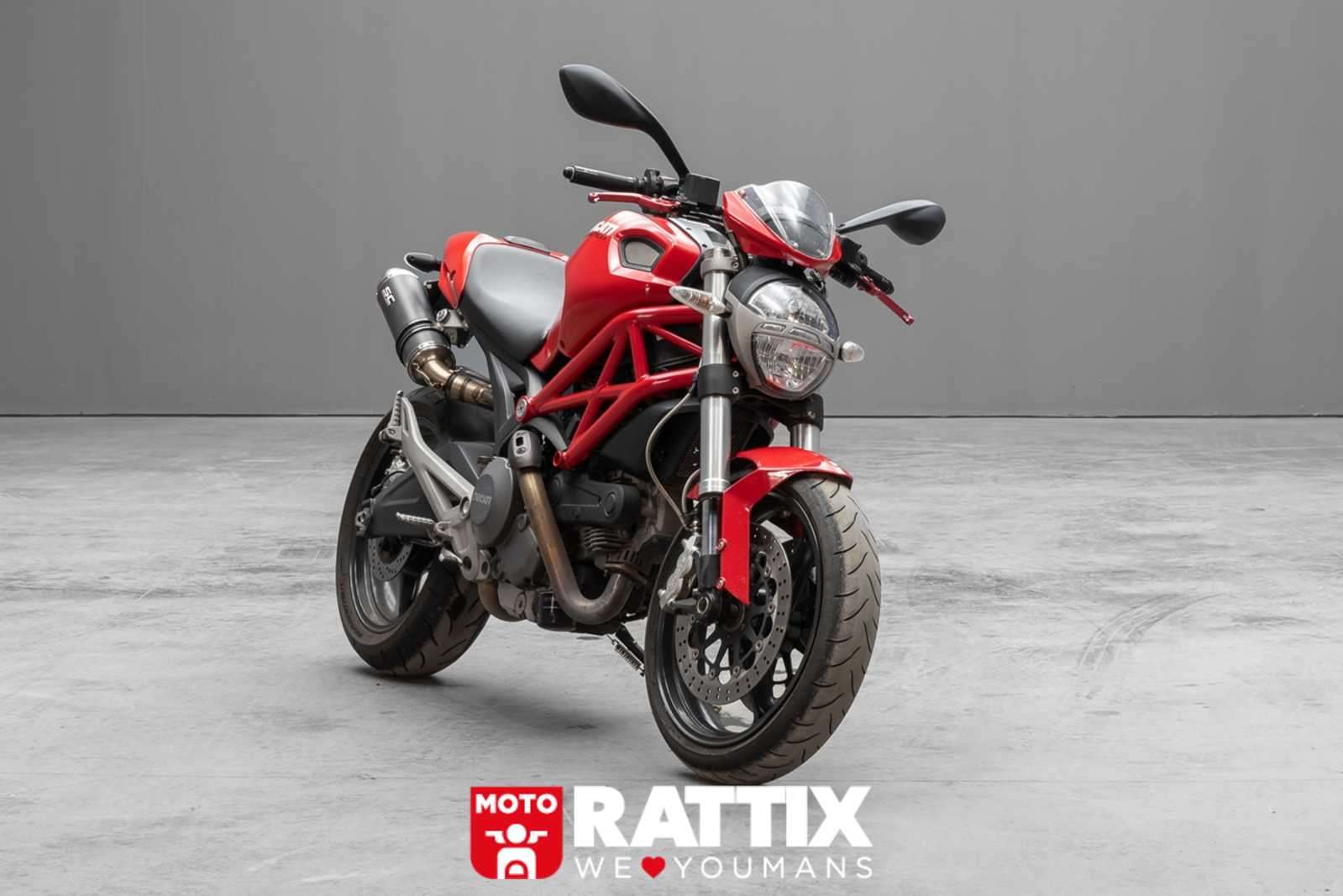 Ducati Monster 696