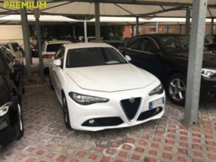 ALFA ROMEO Giulia (2016) 2.2 t Business 150cv auto