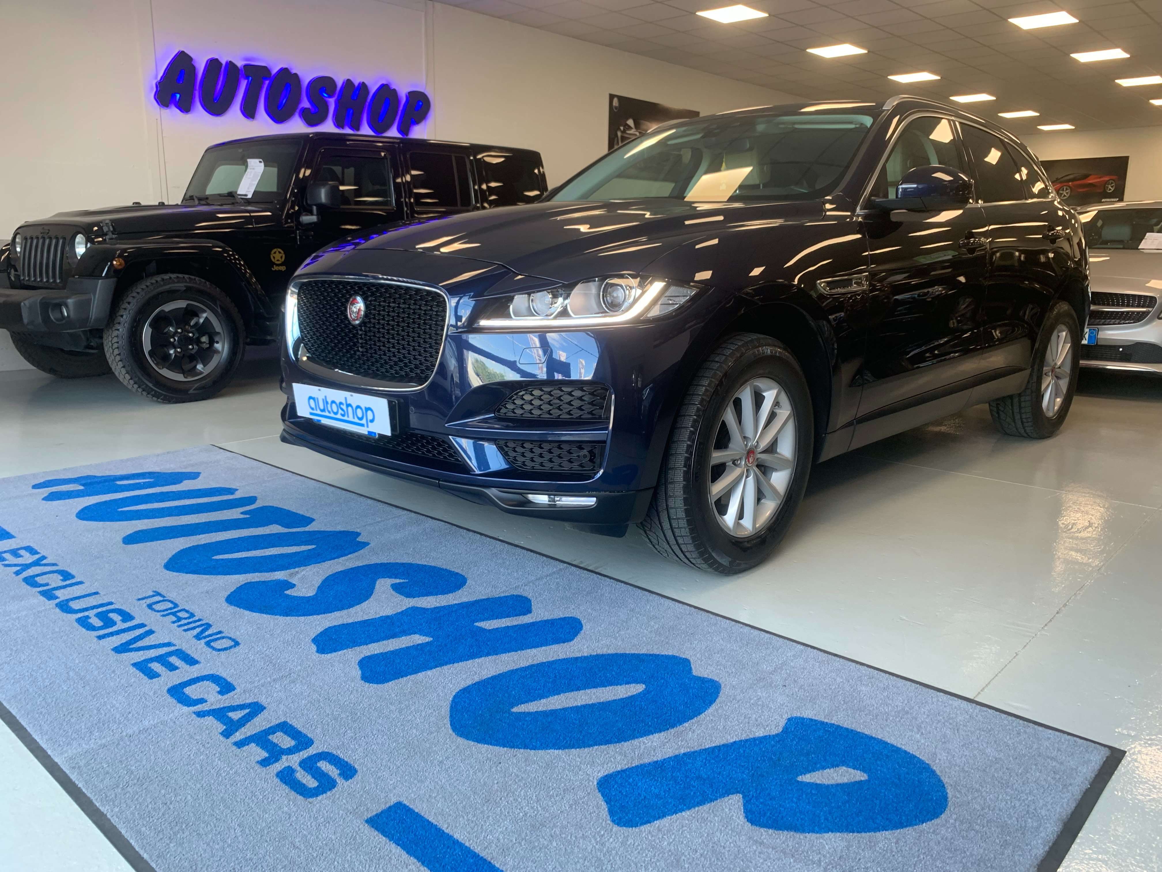 Jaguar F-PaceF-Pace 2.0d Portfolio awd 180cv