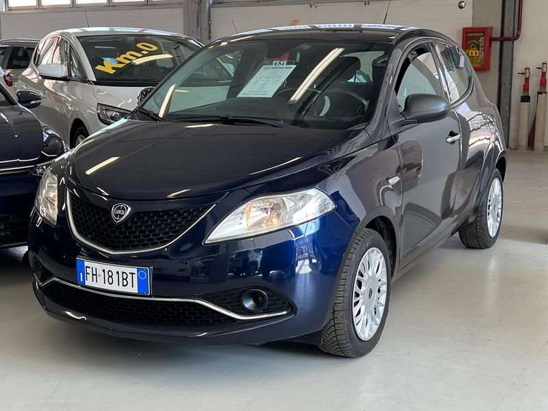 Lancia Ypsilon1.2 Silver Ecochic GPL 69CV