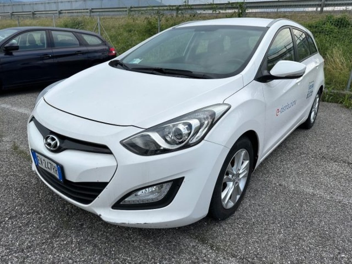 HYUNDAI i30 2ª serie i30 Wagon 1.6 CRDi Comfort