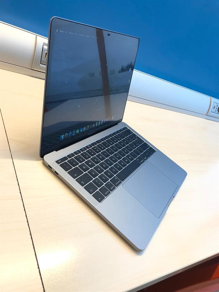 MACBOOK PRO 2017 13"