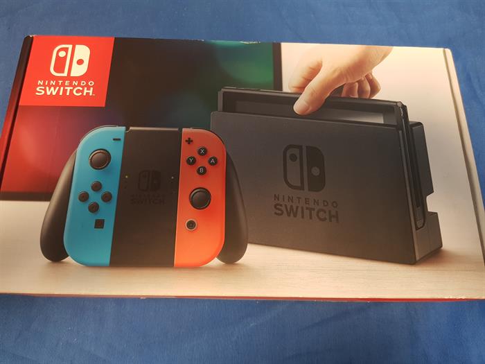 NINTENDO SWITCH