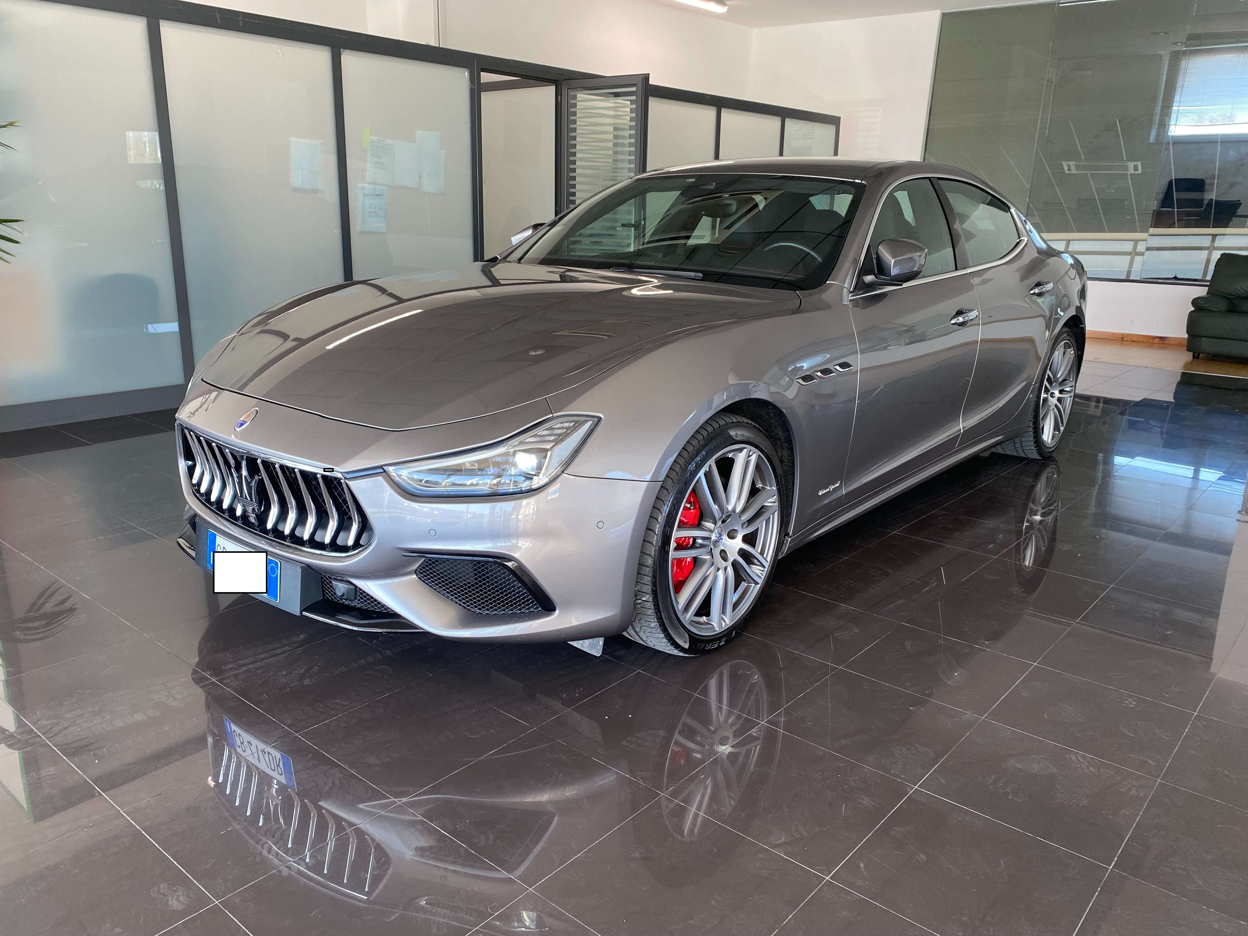 Maserati GhibliGhibli 3.0 V6 bt Gransport Q4 430cv auto my19