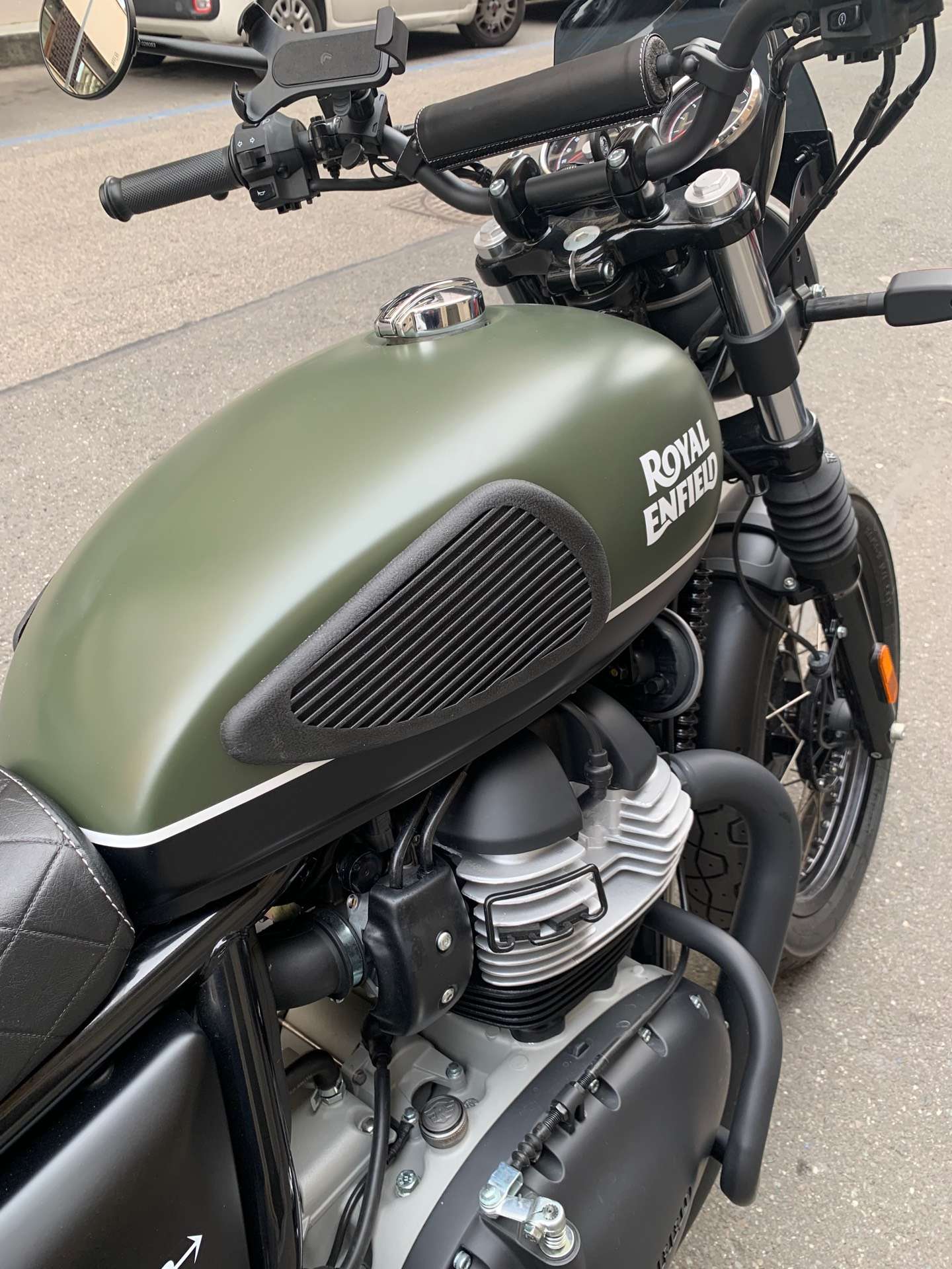 Royal Enfield InterceptorEdizione Speciale Valentino Motori