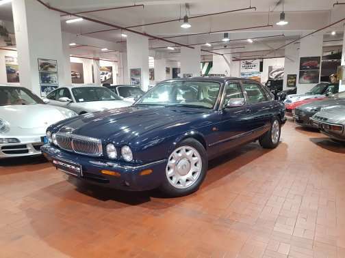 Jaguar Daimler4.0 LWB SUPER V8 SERVICE BOOK TAGLIANDI JAGUAR